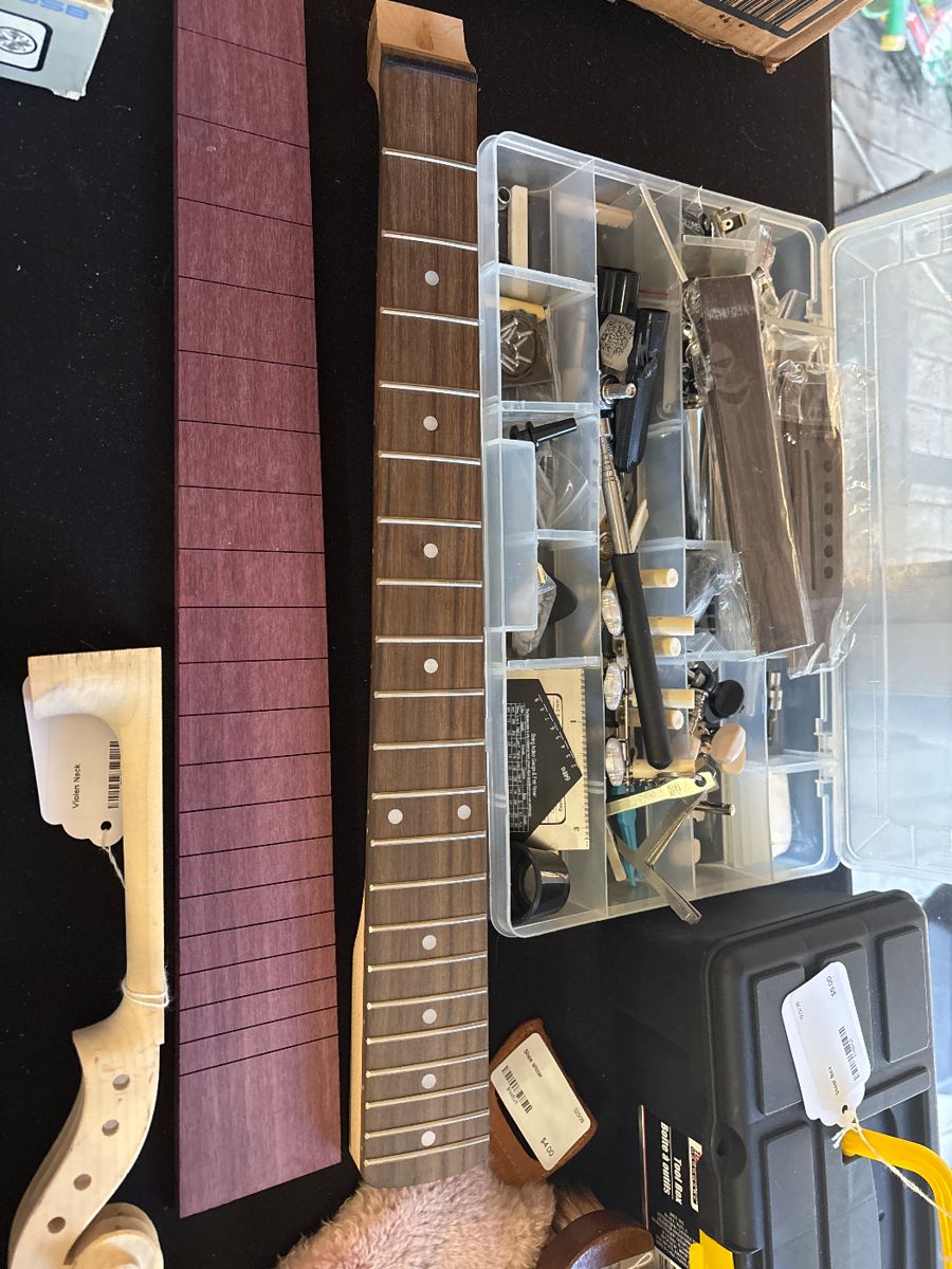 Man Cave-Tools, Instruments, High End Electronics... starts on 12/12/2025