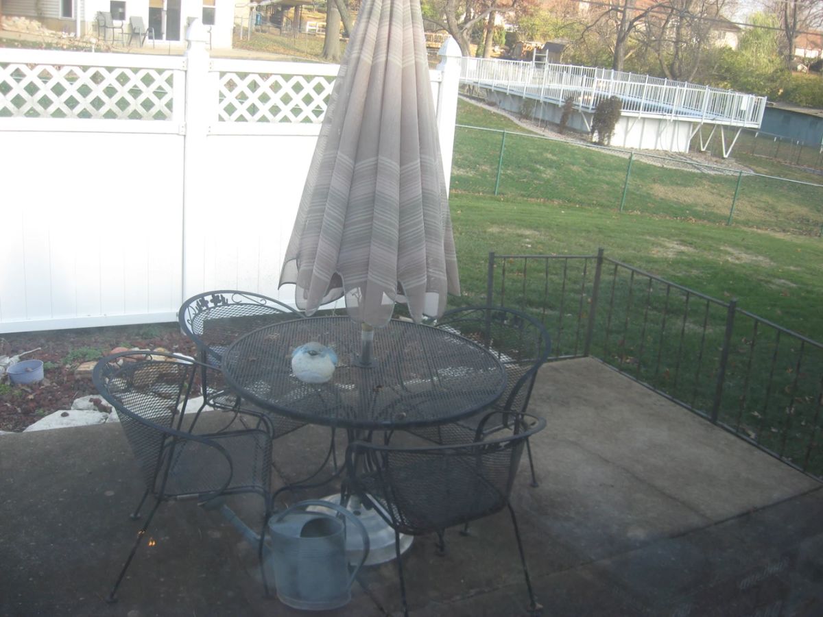 Nice, Spacious So County Home - Great Stuff starts on 12/5/2025