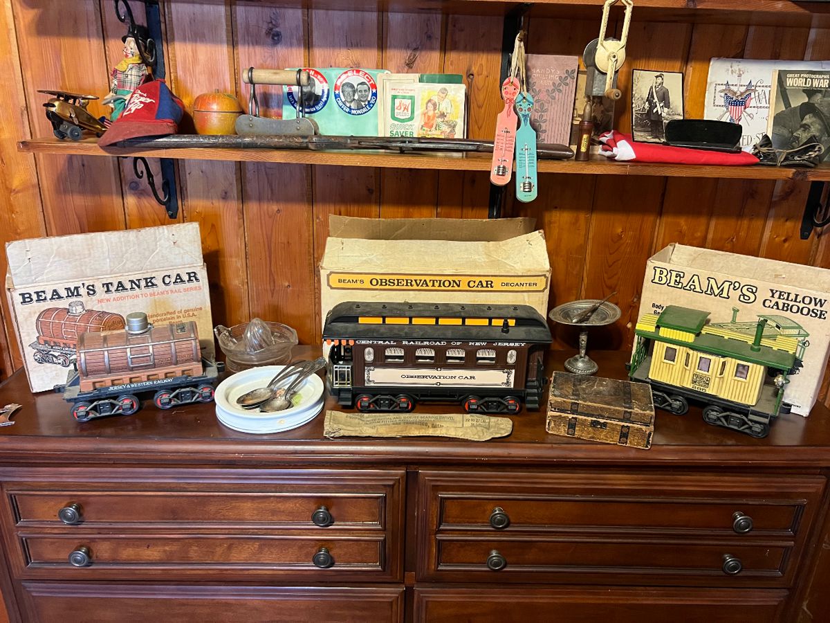 Step Back in Time! Truly Vintage and Antique... starts on 12/4/2025