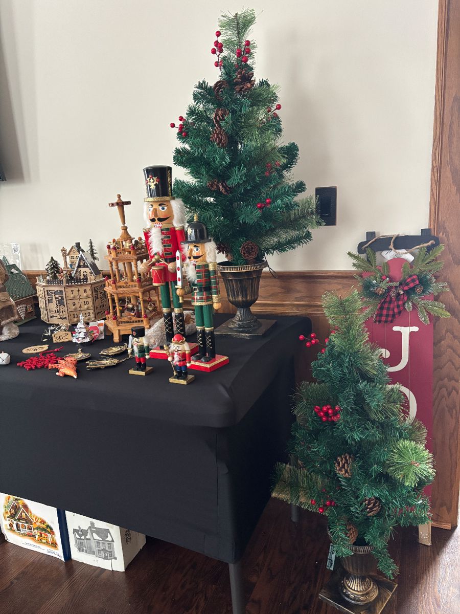 Adorable Moving Sale in Portage! starts on 12/12/2025