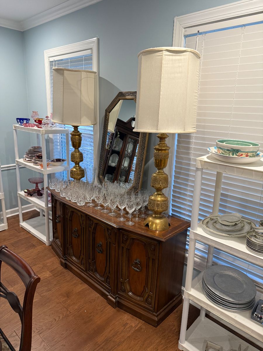Vtg McCarty, Peter’s, Ole Miss, Sterling,... starts on 12/12/2025