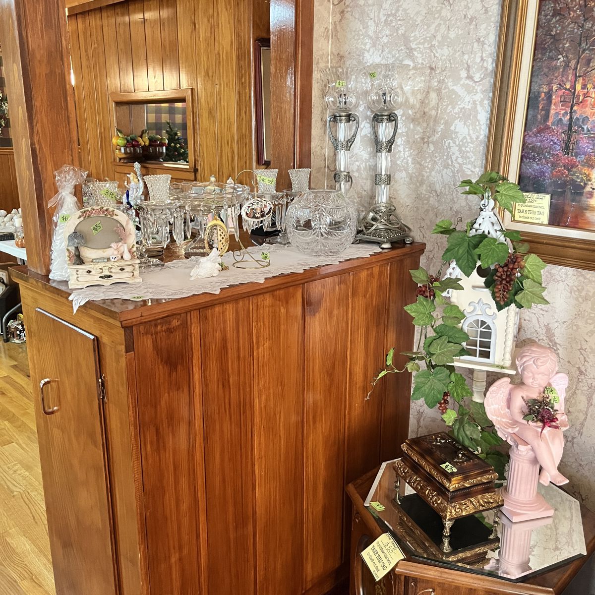 Jimmy Ray & Greta Davis Estate Sale starts on 12/12/2025