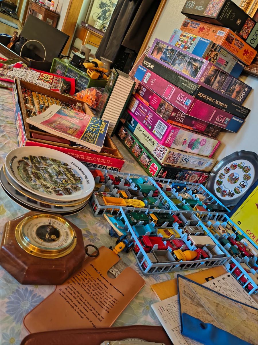 Willkommen! Funky German Estate Sale! starts on 12/17/2025