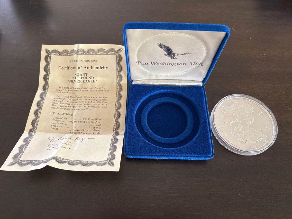 Coins, Bills and Stamp Auction in Wichita, KS starts on 12/30/2025