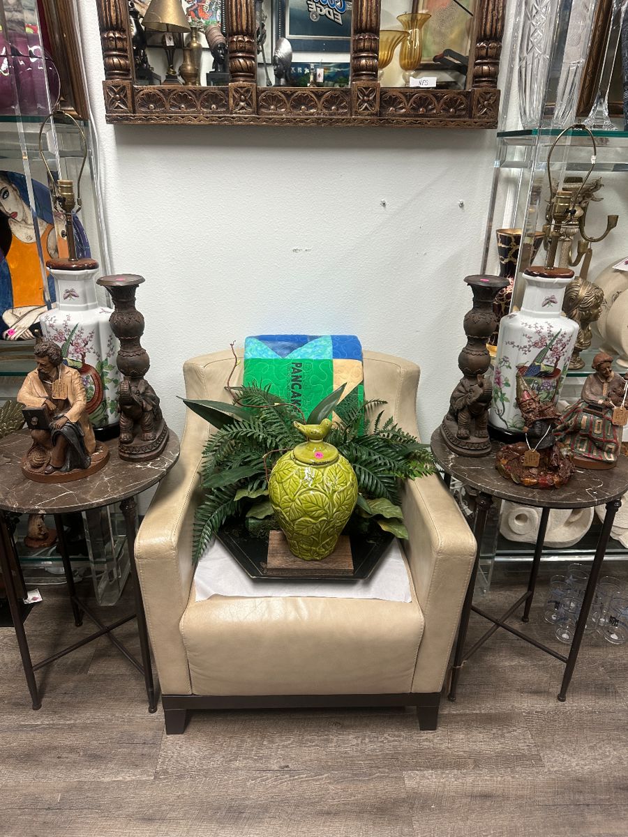 New Year, New Look-Antiques, MCM & Vintage... starts on 1/17/2026