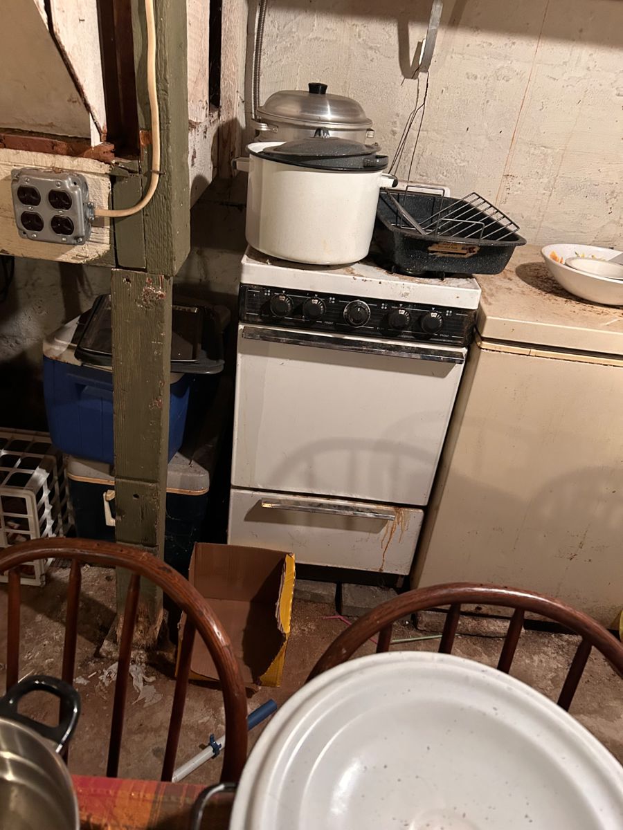 JAM-PACKED Estate Sale – Rooms Full of Antiques,... starts on 1/2/2026