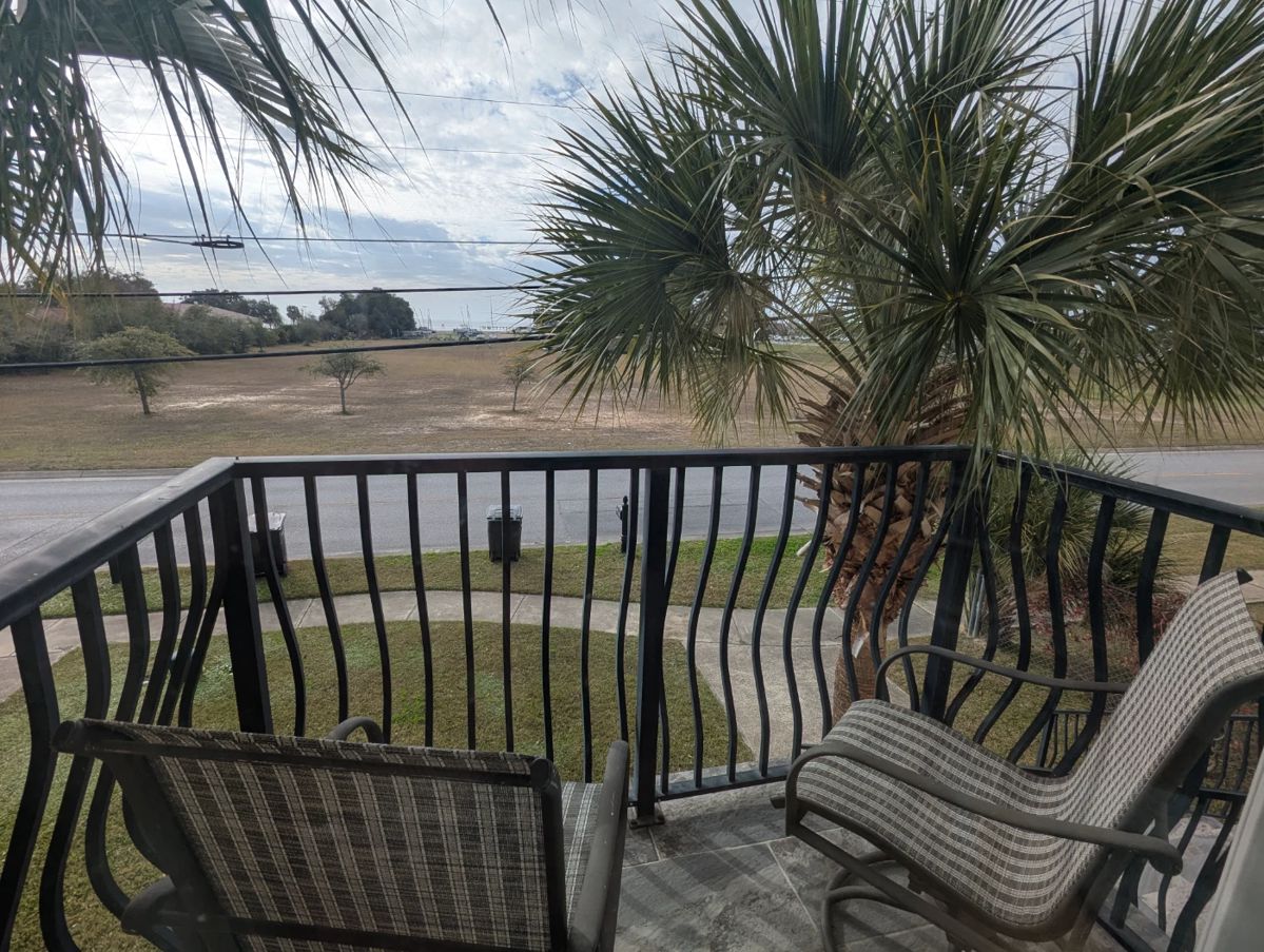 Sanders Beach Living Estate Sale in Pensacola, FL starts on 1/23/2026