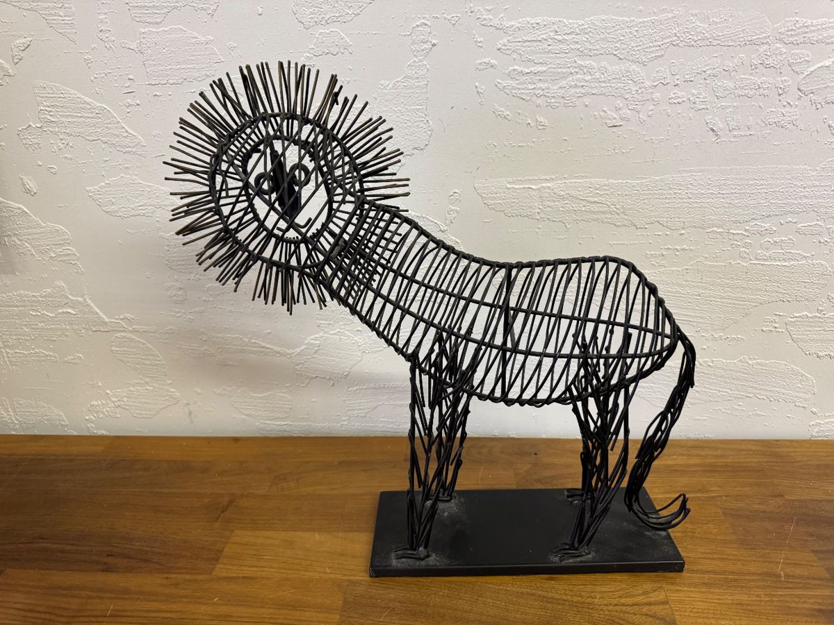 January Kick Off Estate Auction Mid Century... starts on 1/12/2026