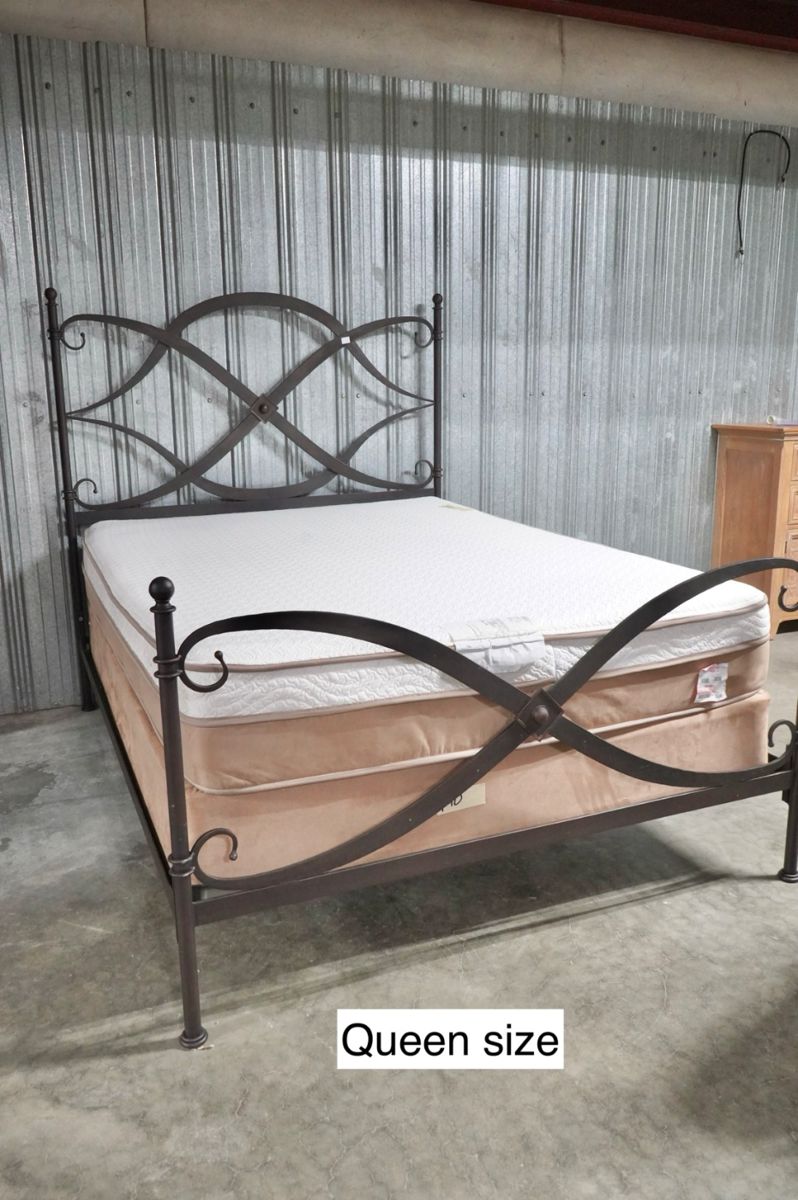 Thursday Night Auction in Pembroke, GA starts on 1/15/2026