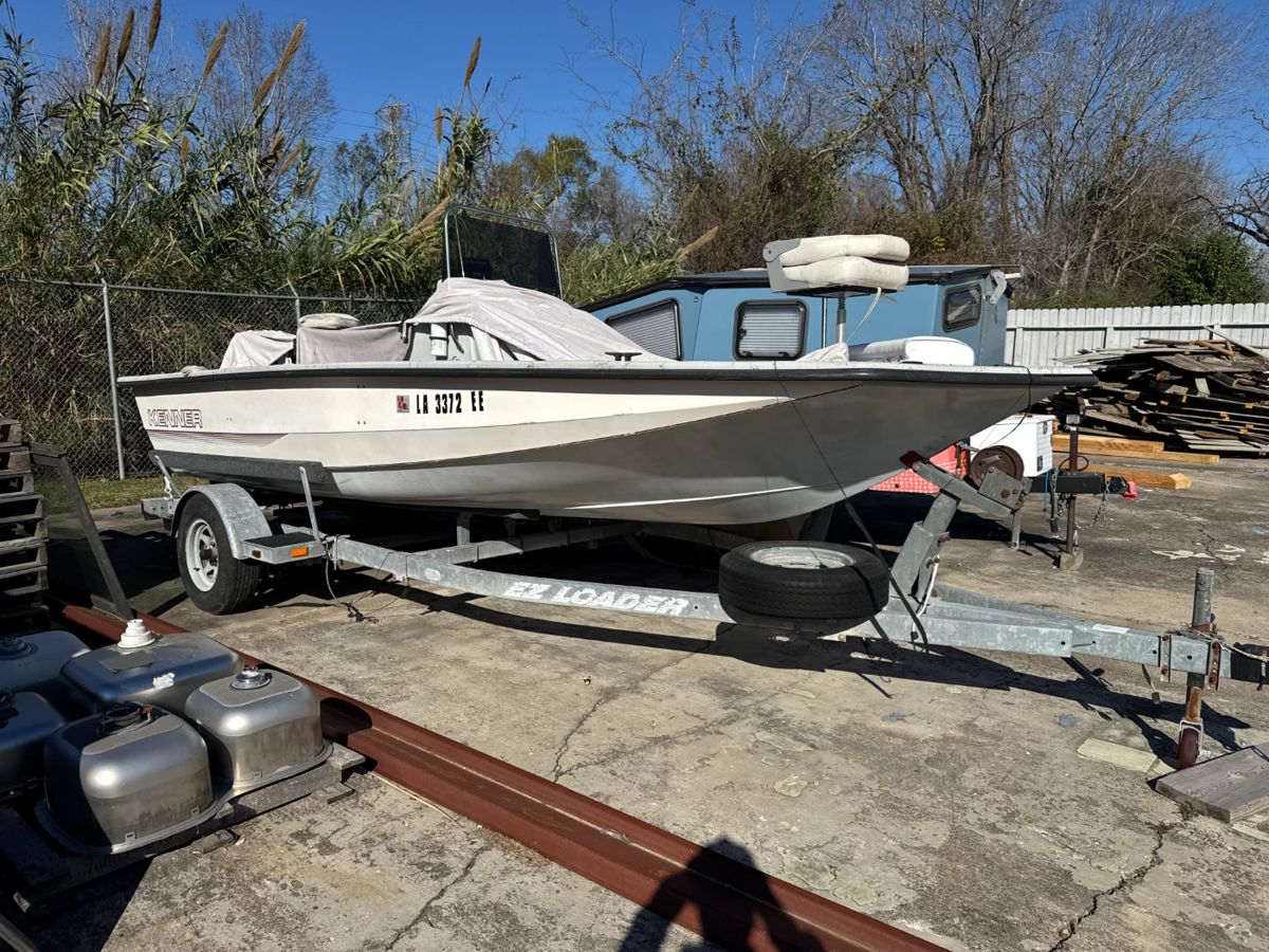 Huge Warehouse / Digger Sale in Houston, TX starts on 1/15/2026