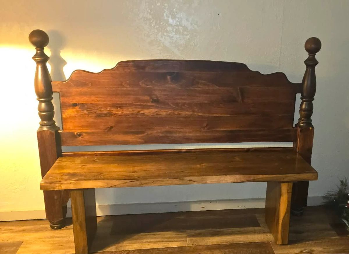 Hamilton Hidden Gems: A Blue Moon Estate Sale starts on 1/23/2026