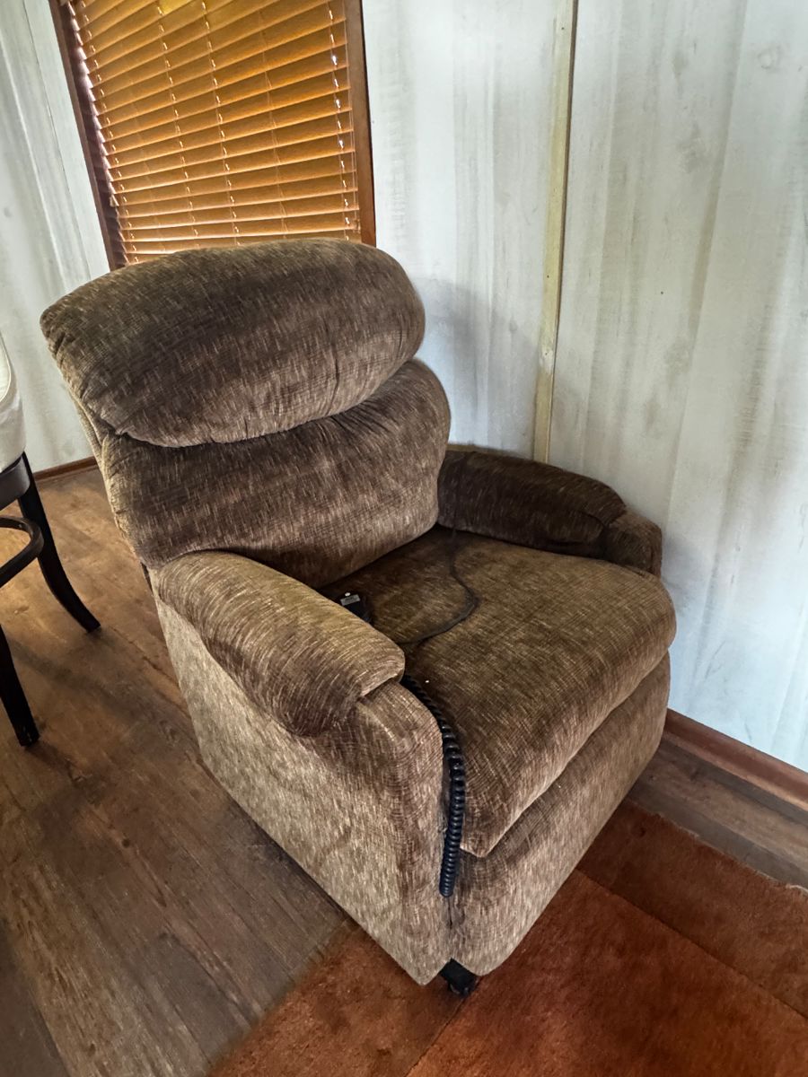 Anderson Estate Sale starts on 1/22/2026