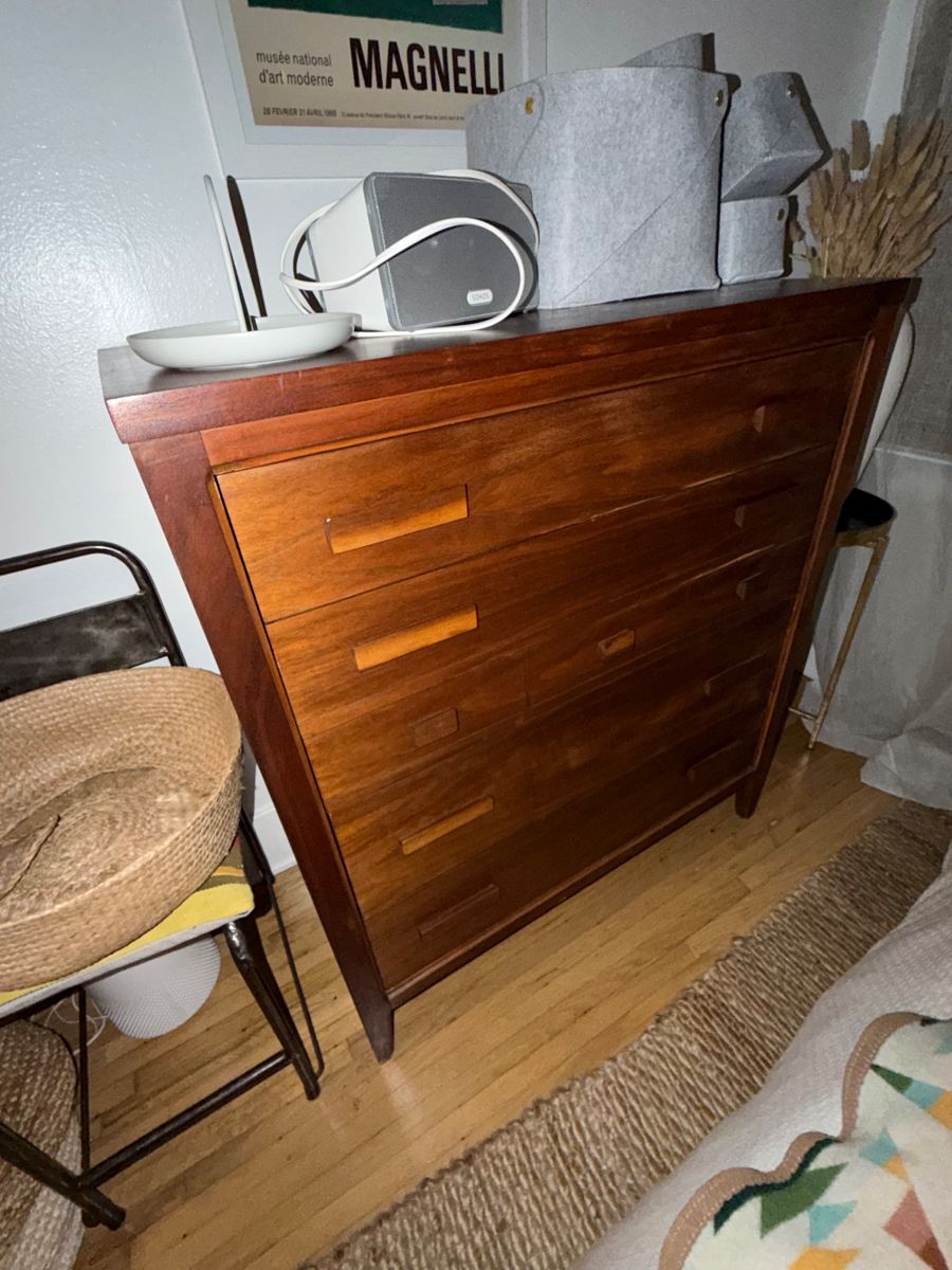 Mid Century Cozy Estate Sale - Los Angeles starts on 1/29/2026