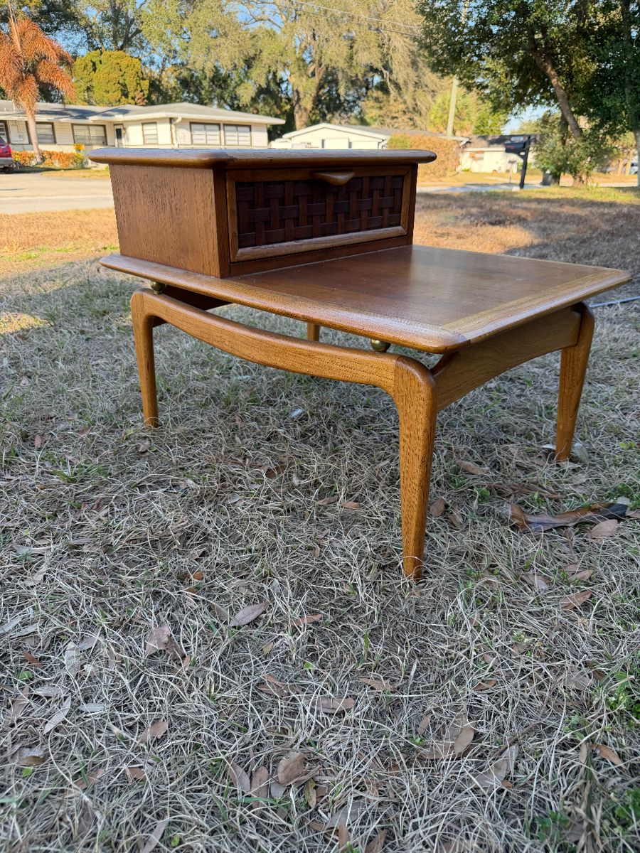 Vintage MCM garage sale middle of the week pop up starts on 2/11/2026