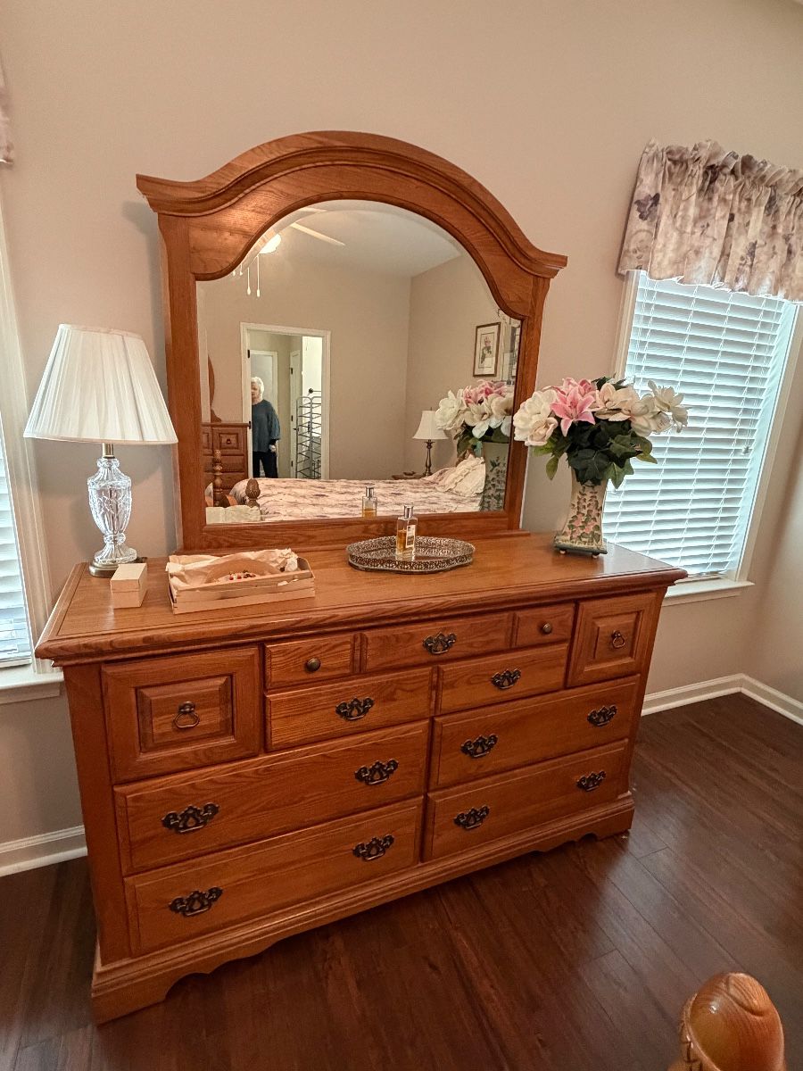 Autumn Crest Estate Sale in Dothan, AL starts on 5/1/2026