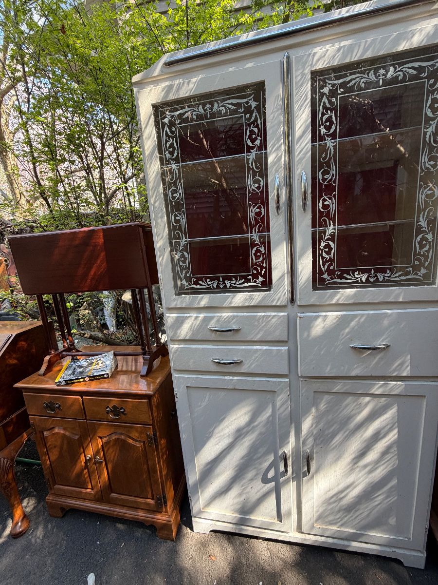 Estate Sale Extravaganza Hamilton sq nj starts on 4/9/2026