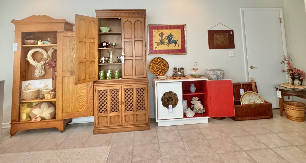 Blue Moon Estate Sale in Rochester, New York starts on 5/22/2026