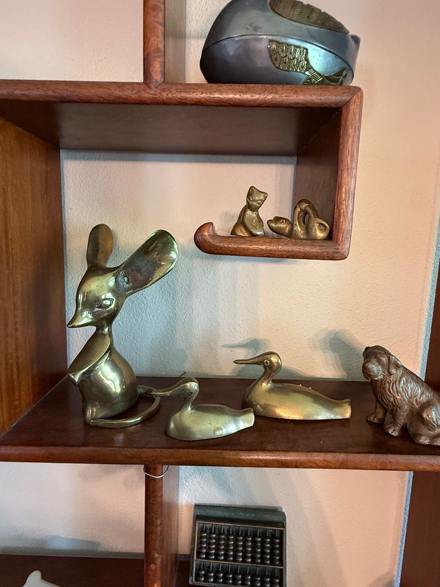 Airplane Lovers Friendswood Estate Sale at... starts on 5/29/2026
