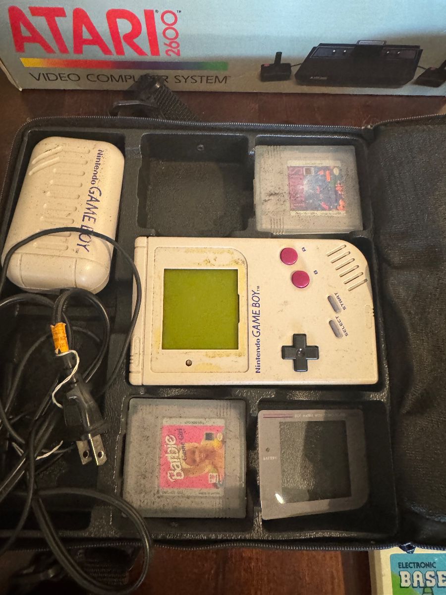 Sun State Estate Sales in Paradise in Phoenix, AZ starts on 6/4/2026