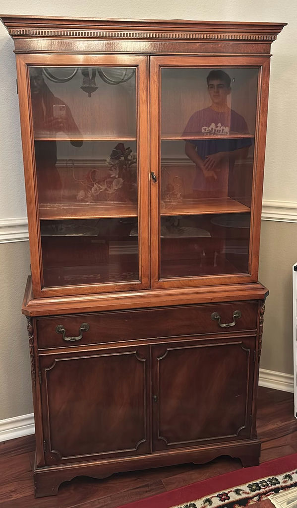 Cedar Park Estate Sale Online Auction - 8XEEYD starts on 6/16/2026