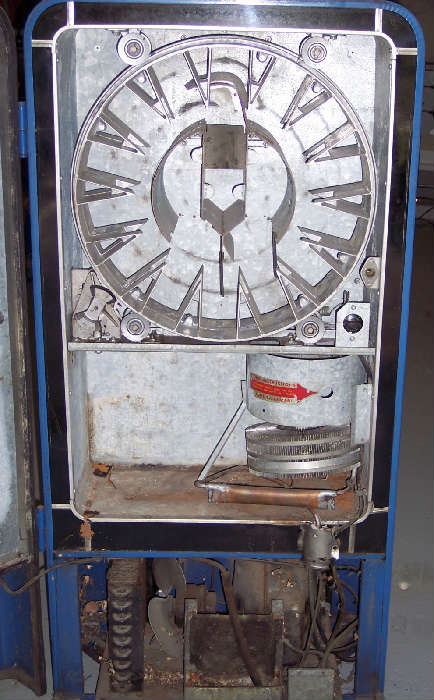 Nestled In Lisle 1950's Vendo 33 PEPSI MACHINE,MID... starts on 7/13/2012