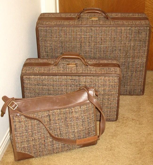 Weberling Estate Sale in Friendswood, TX starts on 11/6/2014