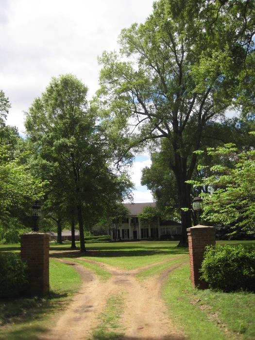 Plantation Estate Sale in Minter City, MS starts on 5/7/2015