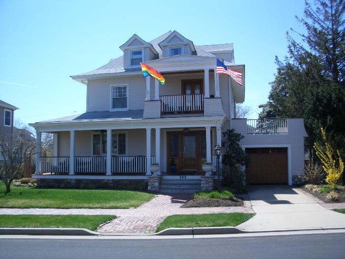 ***Belmar Beautiful Victorian**** Moving Sale starts on 9/26/2015