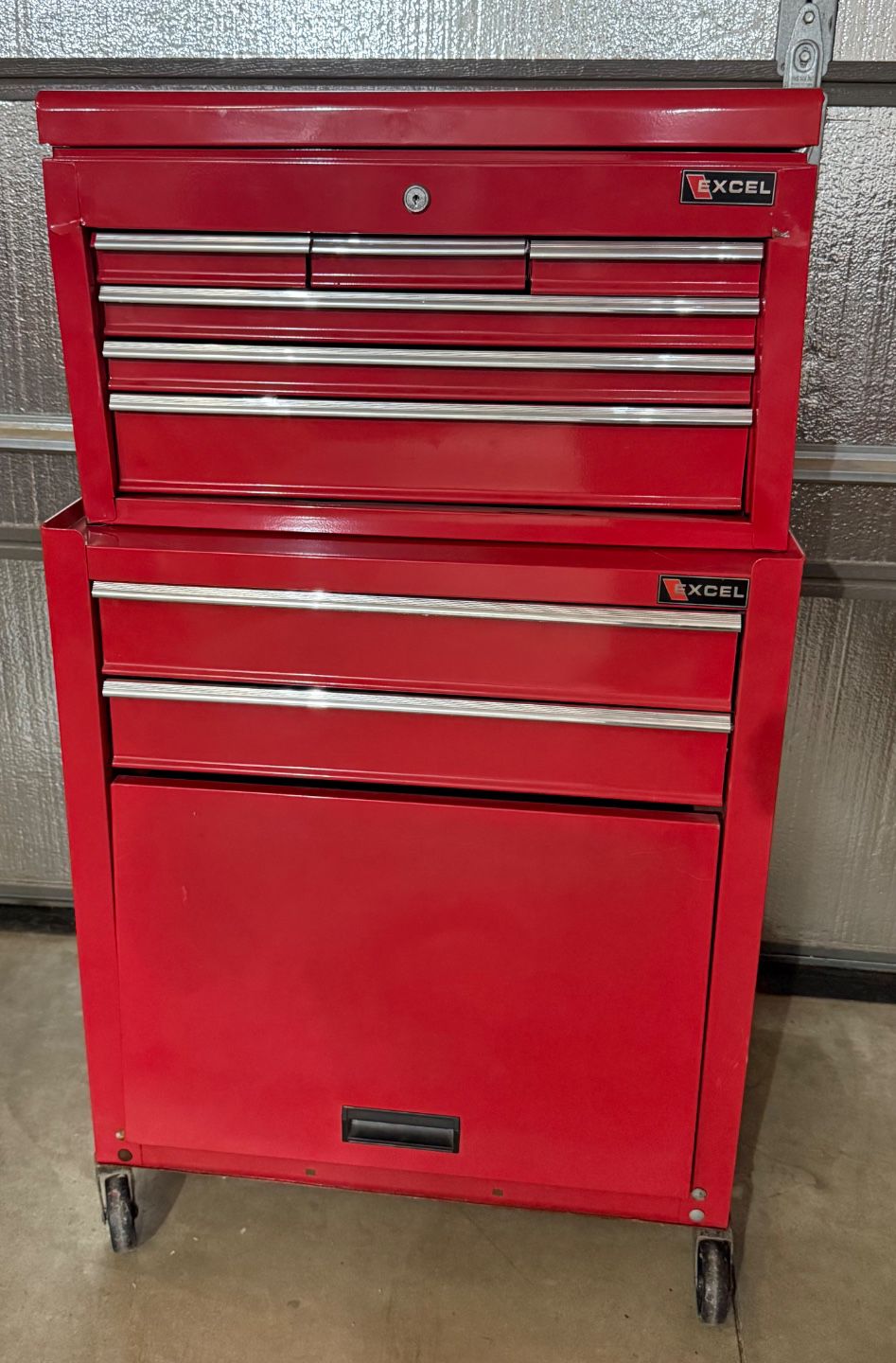 EXCEL TWO PART TOOL CHEST bidding ends 6/29 $200.00 | EstateSales.NET