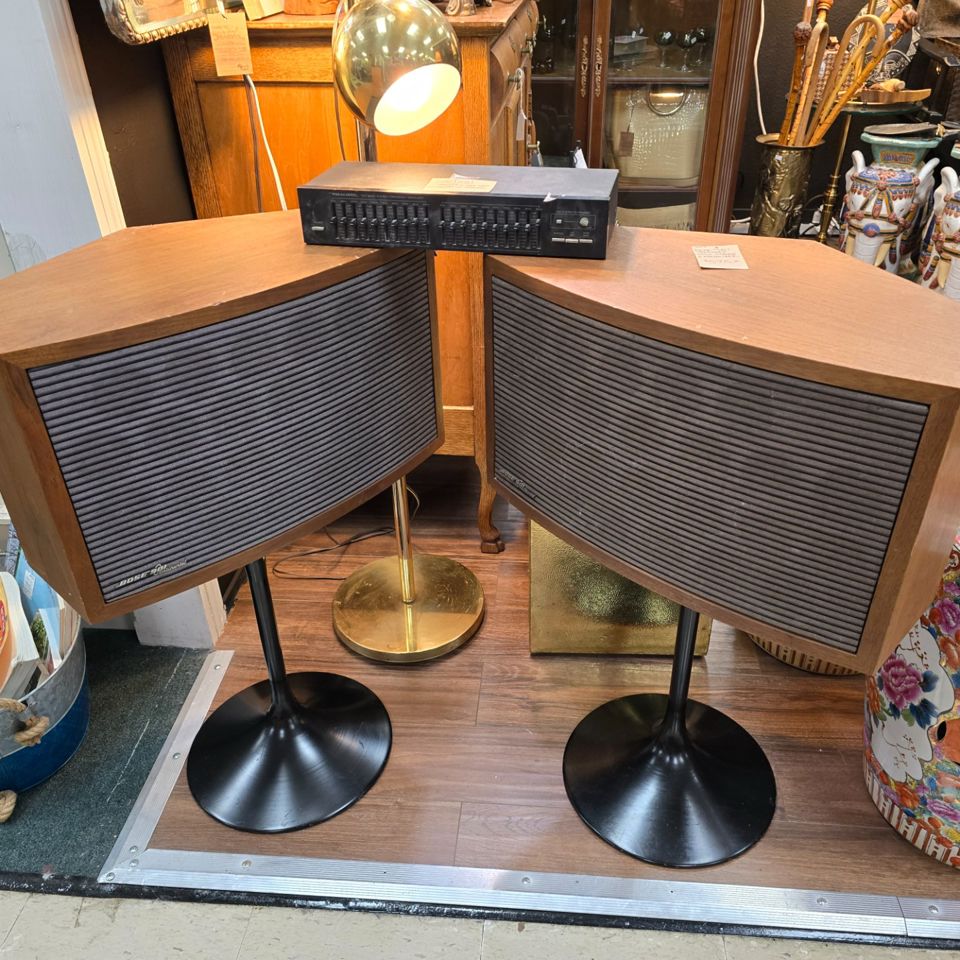 Cool Eclectic Collectibles! Military stuff added! | EstateSales.NET