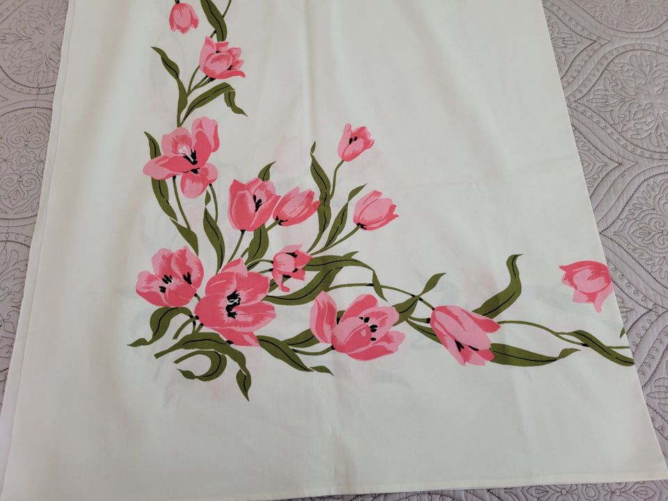 Lovely Cream Colored Tablecloth With Pink Tulips 53 Square bidding ends ...