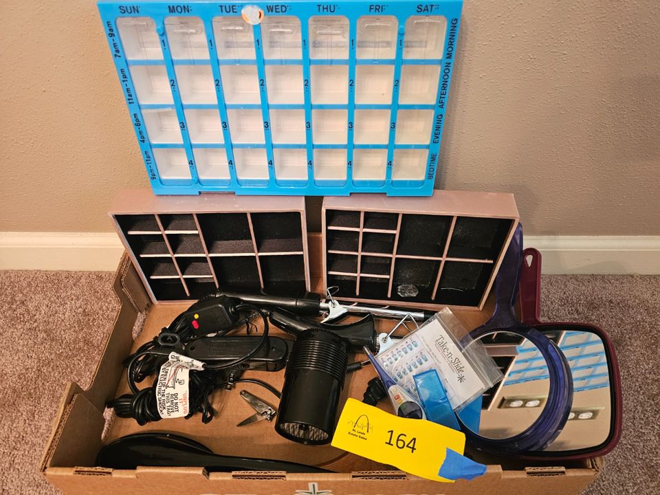 BR 164: Box of Contents bidding ends 5/30 $3.00 | EstateSales.NET
