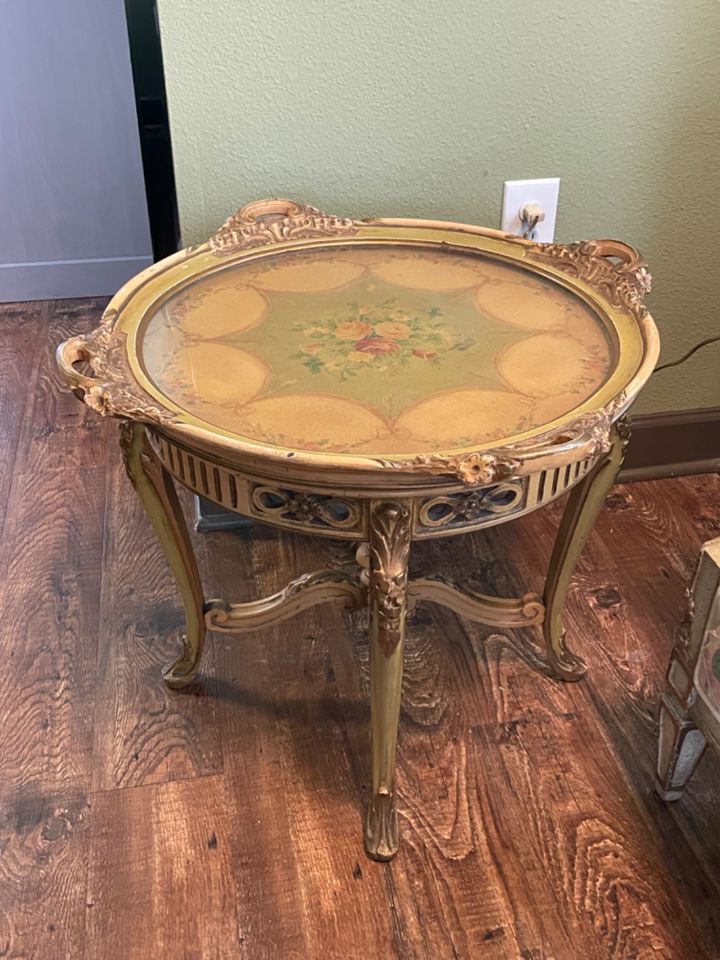 Italian Style Tole Side Table with Removable Tray bidding ends 11/10 ...