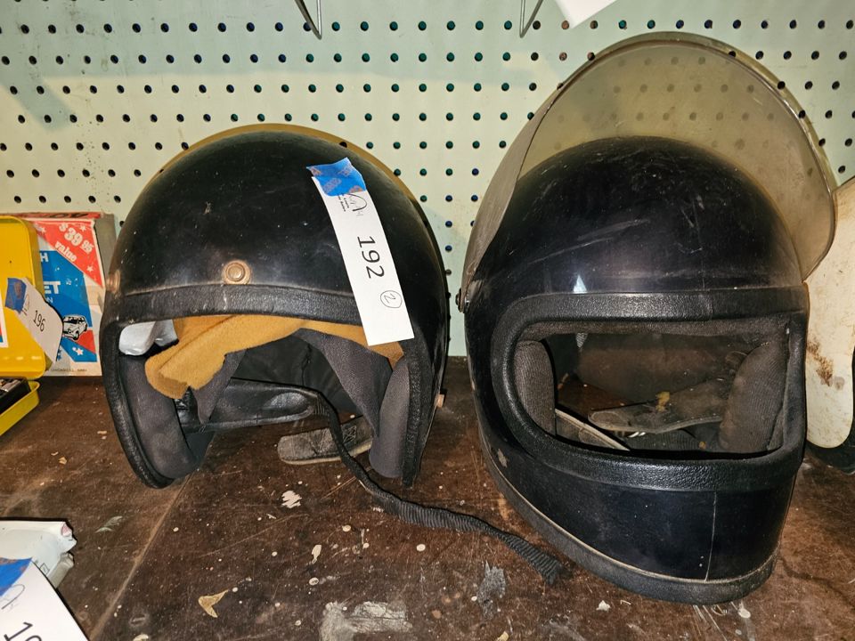 BT 192: Motorcycle Helmets bidding ends 6/25 $3.00 | EstateSales.NET