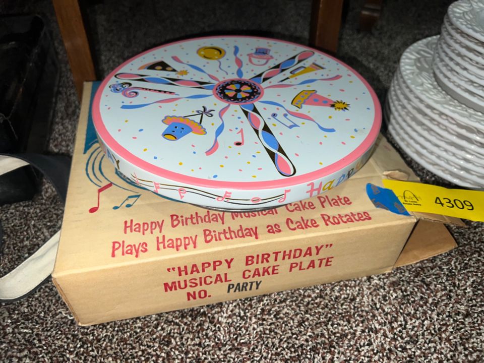 BT 4309: Vintage Happy Birthday Musical Plate bidding ends 6/25 $5.00 ...