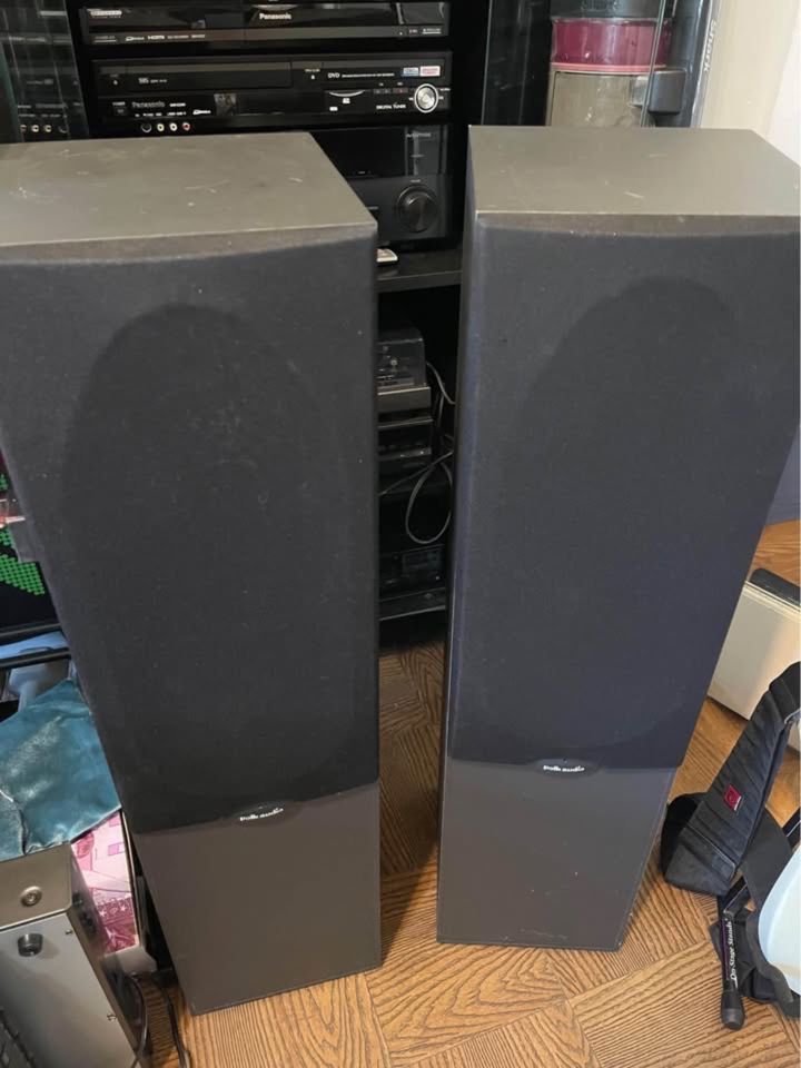 Polk RT400 Floor Speaker (Near one woofer) bidding ends 1/20 $20.00 ...