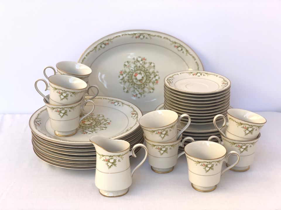 Mikasa Ivory China Allegro Japan bidding ends 10/18 $150.00 ...