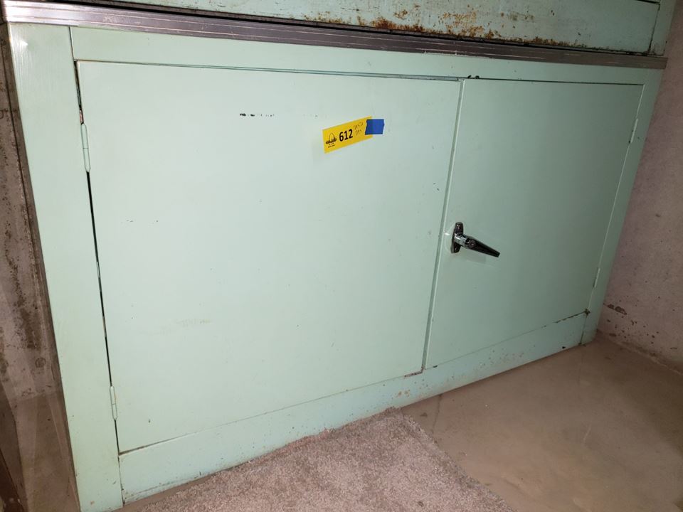 BT 612: Vintage Baby Blue Metal Storage Cabinet bidding ends 4/10 $3.00 ...