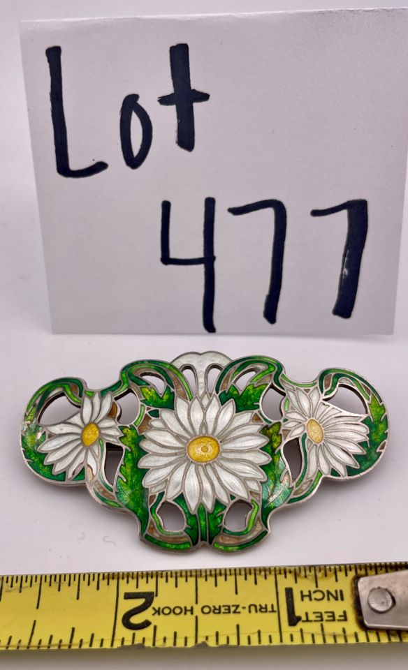Lot 477. Antique enamel daisy brooch by Sheffield, nice weight (23.9g ...